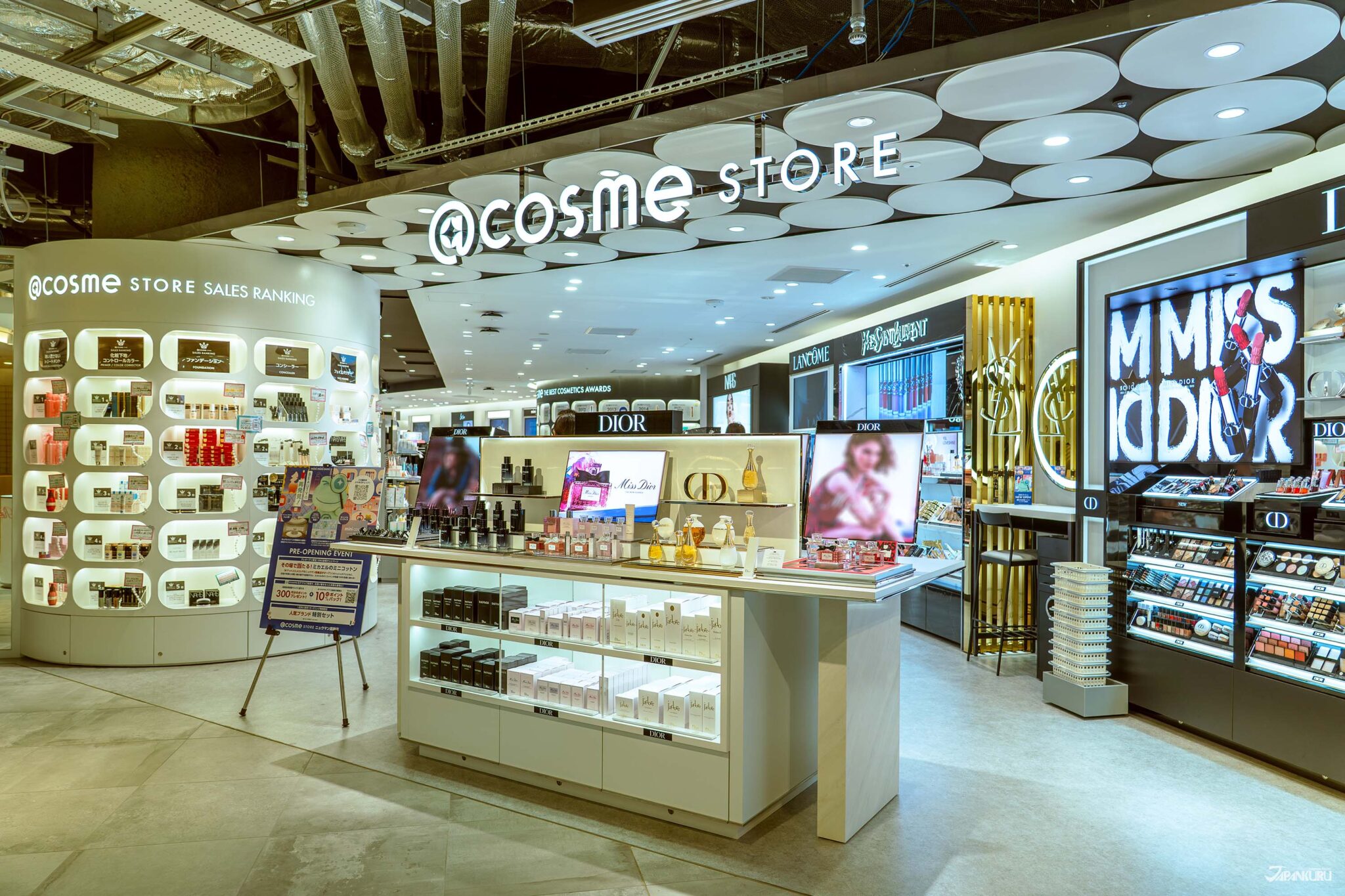 NEWoMan TAKANAWA: Tokyo’s Newest Mall, at Takanawa Gateway Station